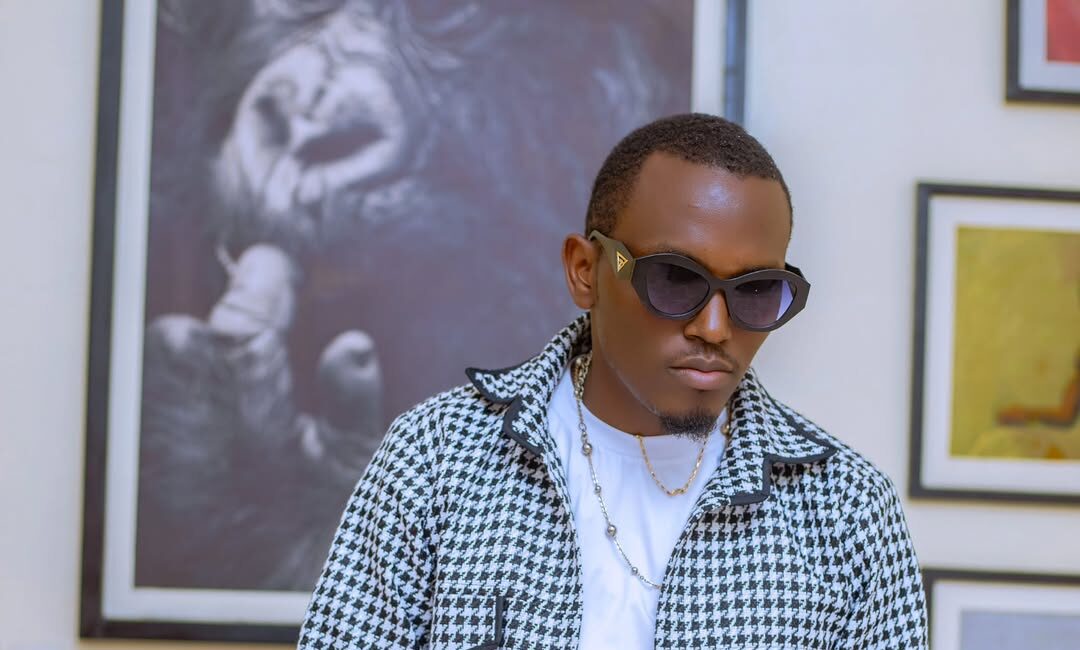 Nagize igihombo gikomeye kuba ntarabaye umusirikare :Tom Close – AHUPA VISUAL RADIO – Live