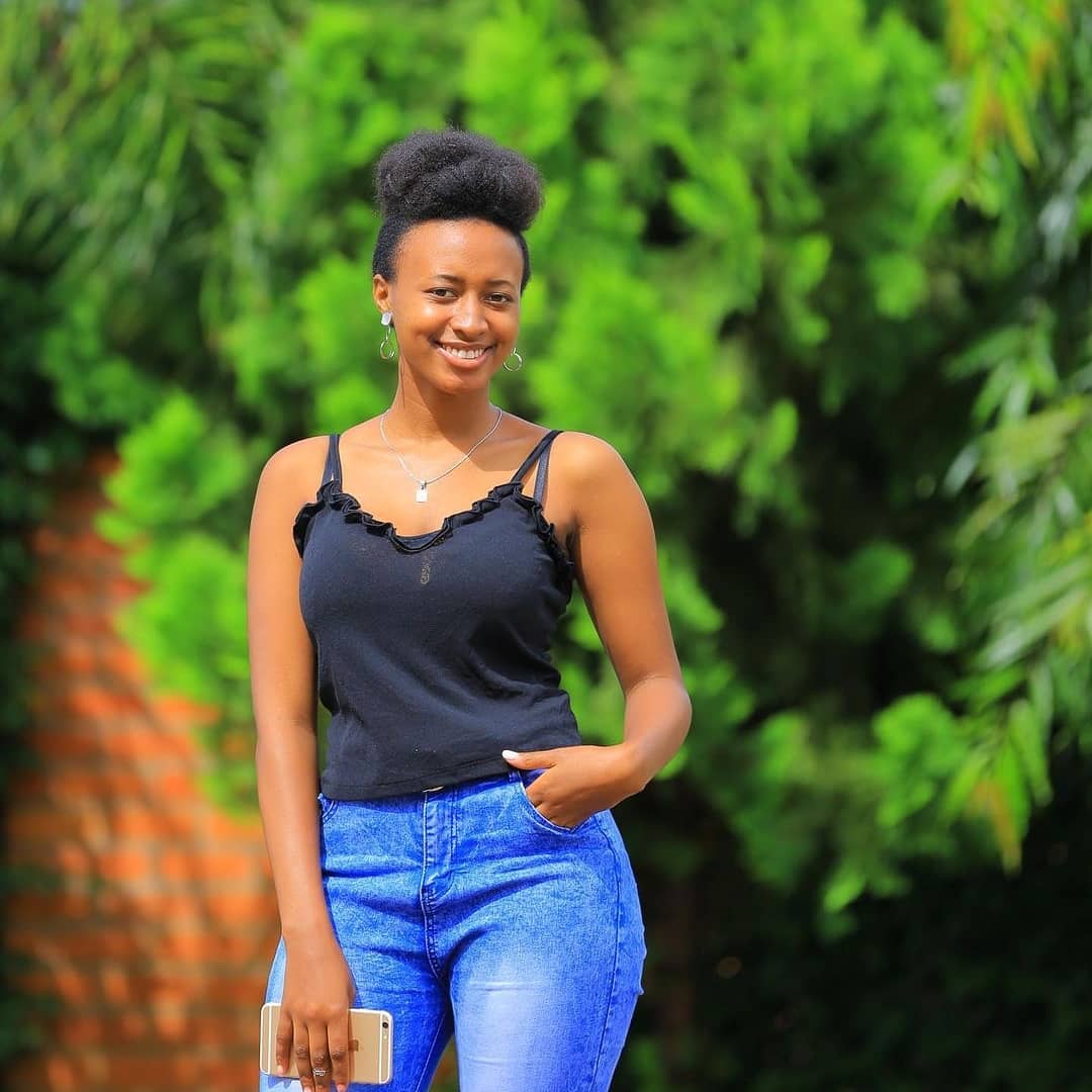 Nadia wo muri filime umuturanyi yahishuye ko akazi kubu Vixen atagakora ...