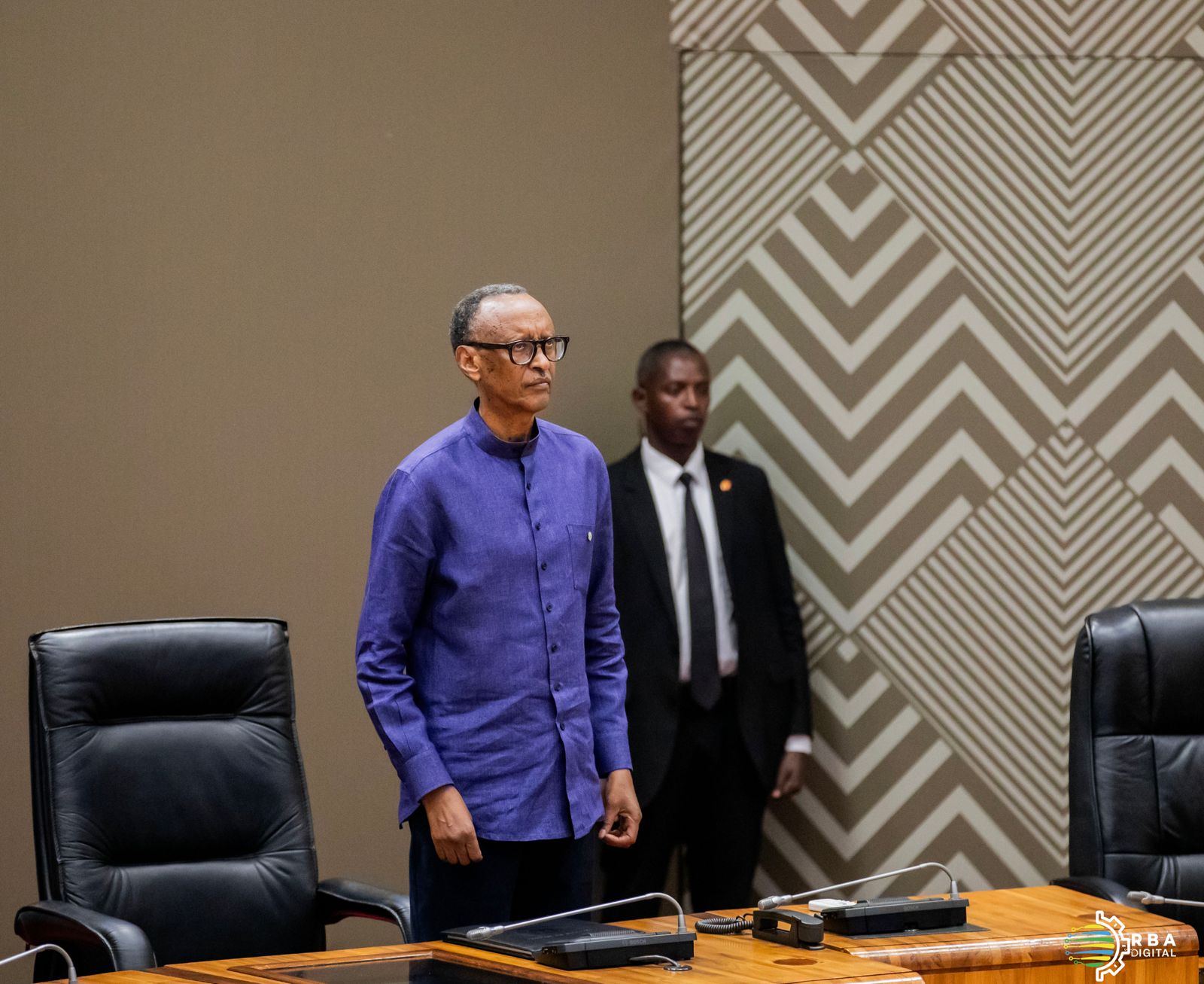 Perezida Kagame yashimiye Dr Ngirente uko bakoranye neza – AHUPA VISUAL RADIO – Live